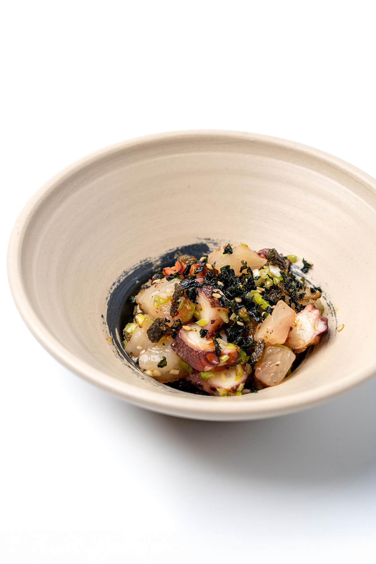 Sunomono with crispy kingfish skin | Gastronomixs