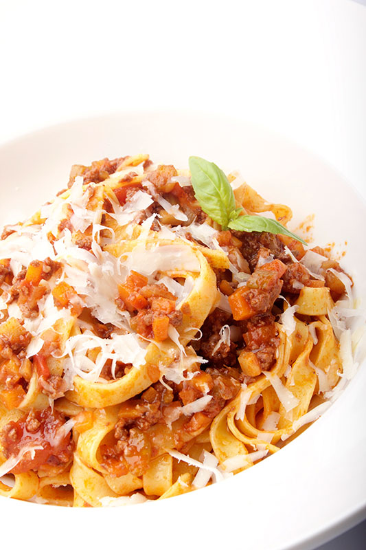 Tagliatelle Al Ragù Bolognese | Gastronomixs