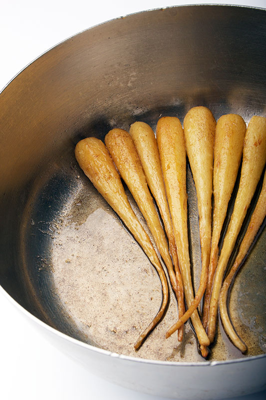 Mini parsnips in brown butter | Gastronomixs