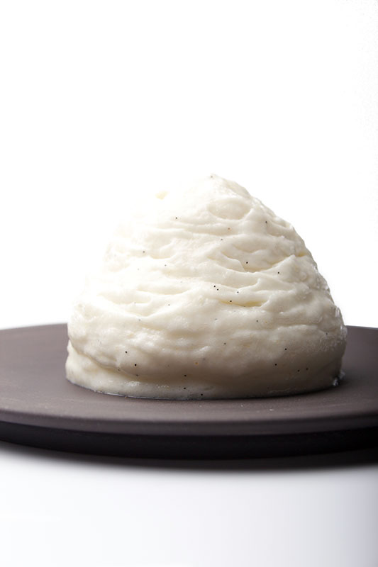 Parsnip and vanilla espuma | Gastronomixs