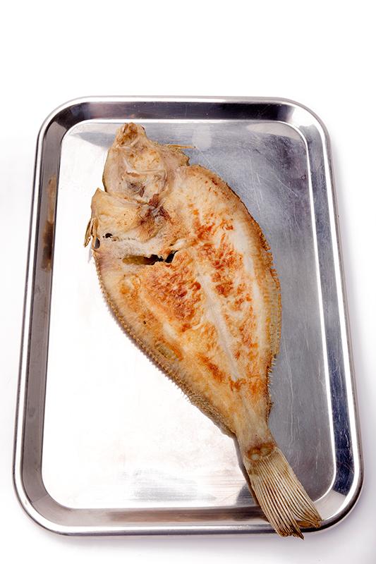 Fried plaice ‘fisherman’ style | Gastronomixs