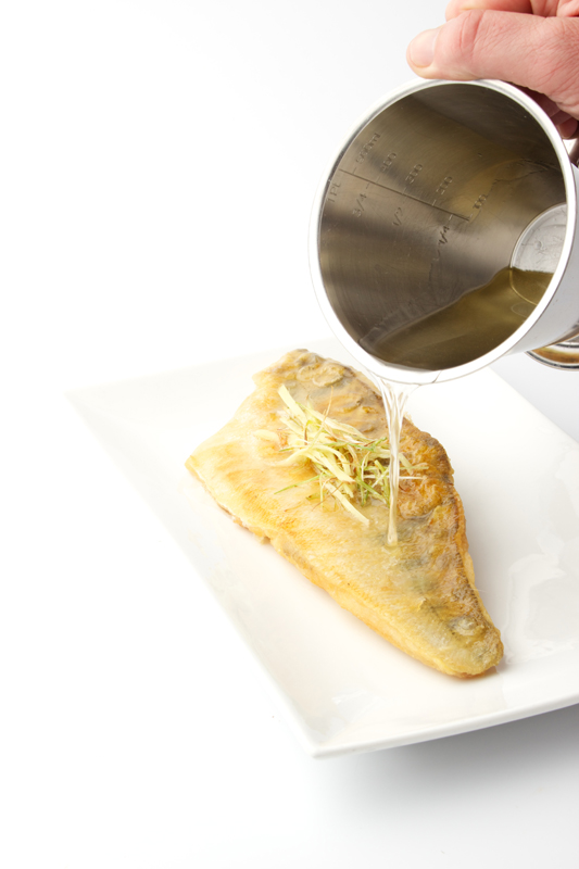 Chinese Style Deep Fried Pike Perch Fillet | Gastronomixs