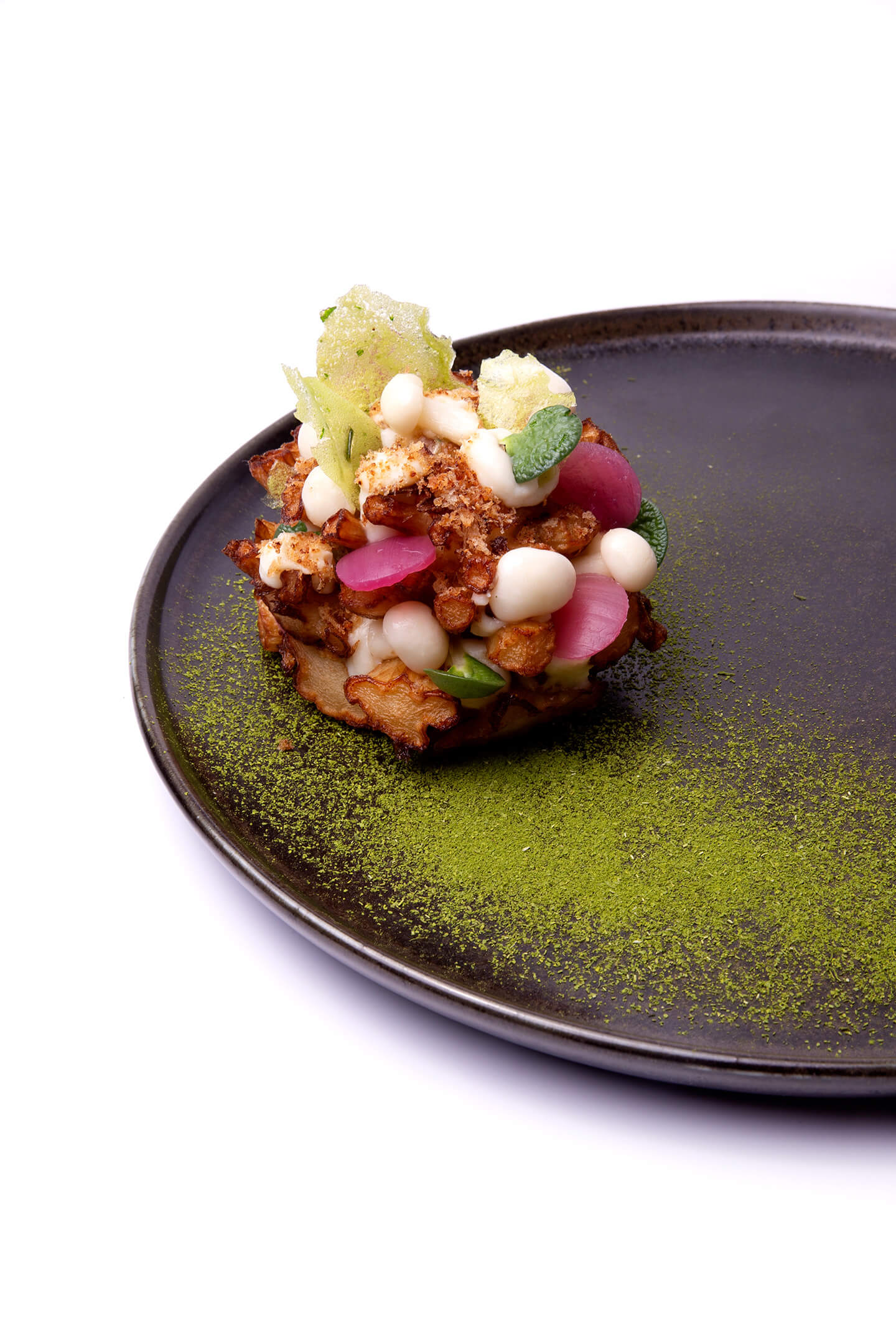 Deep-fried cauliflower heart with tangy vegetables